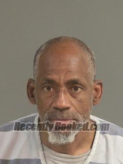 Recent Booking / Mugshot for TONY PAXTON MURRAY in Charleston County ...