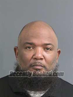 Recent Booking / Mugshot for DAMEOND DAVID REED in Charleston County ...