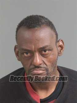 Recent Booking / Mugshot for VERNON ELIJAH BROWN in Charleston County ...