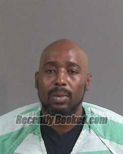 Recent Booking / Mugshot for KELLY ANTHONY SANDERS in Charleston County ...
