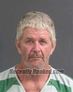 Recent Booking / Mugshot for ERIC STEPHEN LIGHTNER in Charleston County ...