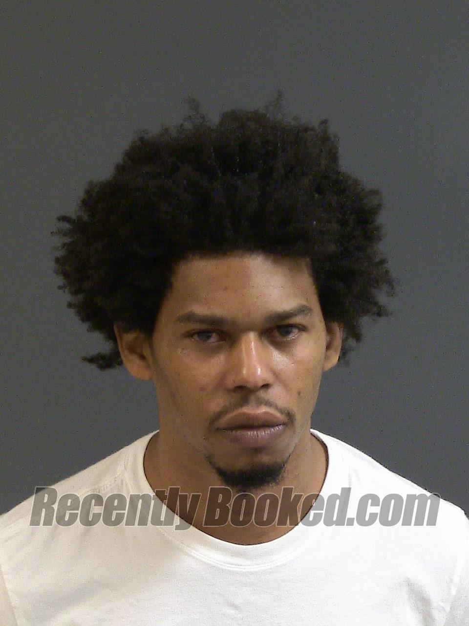 Recent Booking / Mugshot for ERIC JEFFREY HANNAH in Charleston County ...