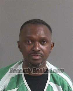 Recent Booking / Mugshot for DAVID CHRISTOPHER MANIGAULT in Charleston ...