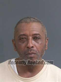 Recent Booking / Mugshot for DONALD RICKENBACKER in Charleston County ...