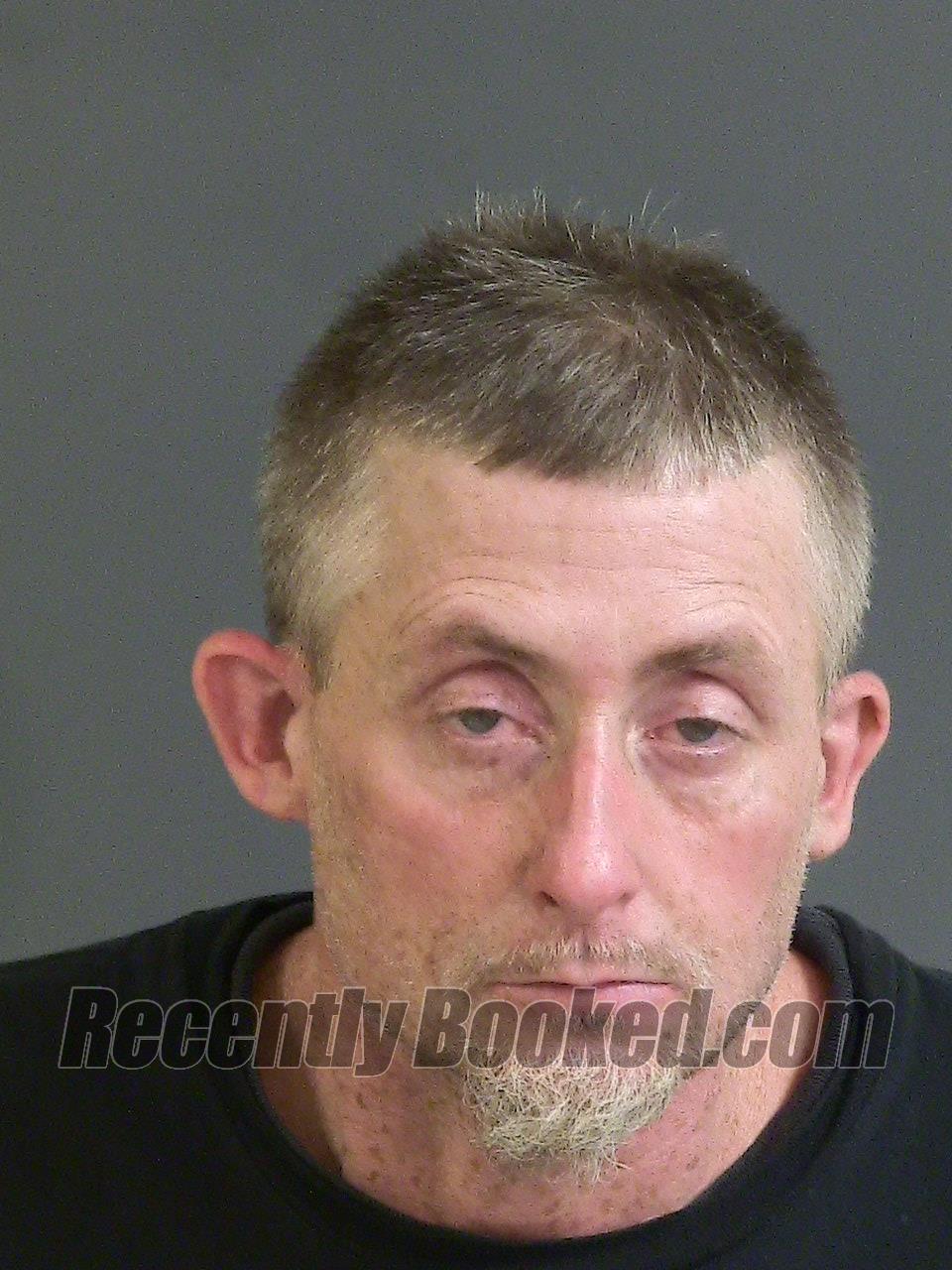 Recent Booking / Mugshot for ERIC WAYNE HUMPHRIES in Charleston County ...