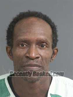 Recent Booking / Mugshot for ERIC LAMONT PORTER in Charleston County, South Carolina