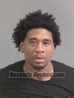 Recent Booking / Mugshot for XAVIER TERRELL WALKER in Charleston County ...
