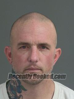 Recent Booking / Mugshot for THOMAS QUENTON SHOKES in Charleston County ...