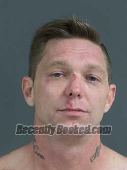 Recent Booking / Mugshot for DEREK LARKIN CANADY in Charleston County ...