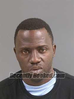 Recent Booking / Mugshot for ROBERT EUGENE FRASIER in Charleston County ...