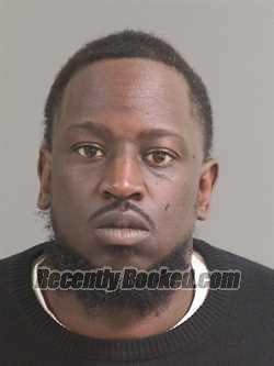 Recent Booking / Mugshot for TYRELL LAMAR WOODS in Charleston County ...