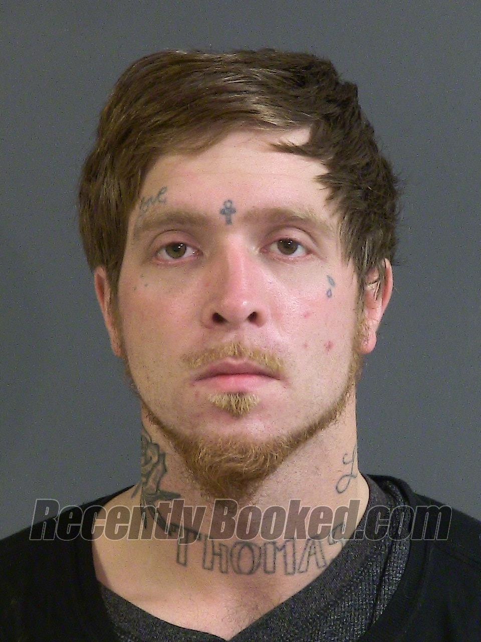 Recent Booking / Mugshot for JAMES TYLER THOMAS in Charleston County ...