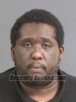 Recent Booking / Mugshot for DEANGELO MONTRELL MOODY in Charleston ...