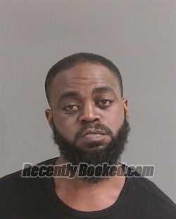 Recent Booking / Mugshot for JAVON JAMES ROPER in Charleston County ...