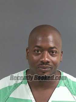 Recent Booking / Mugshot for TRAVIS J ANDERSON in Charleston County ...