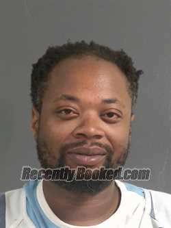 Recent Booking / Mugshot for ANTOINE DONRELL SIMMONS in Charleston ...