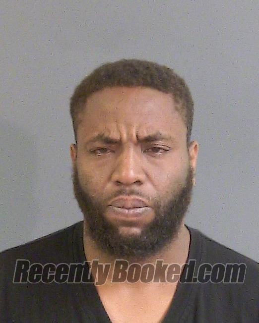 Recent Booking / Mugshot for KARIM H MOORE in Charleston County, South ...