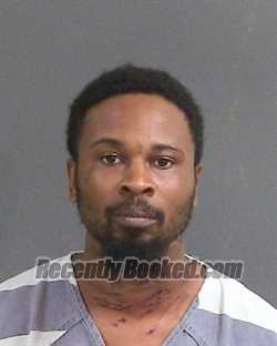 Recent Booking / Mugshot for HIKEEM JAVASEA DEVOY REAVES in Charleston ...