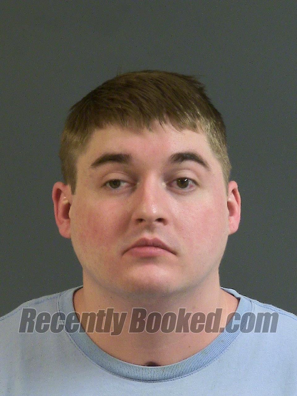 Recent Booking / Mugshot for AUSTIN JAMES HUNTER in Charleston County ...