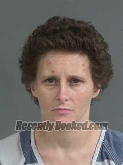Recent Booking / Mugshot for KRISTIN HOLLY SMITH in Charleston County ...