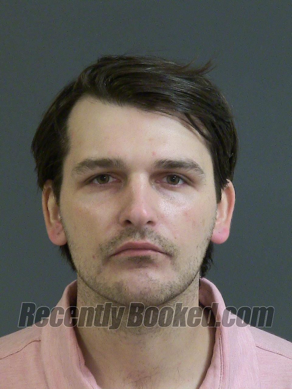 Recent Booking / Mugshot for MATTHEW LEE LONG in Charleston County ...