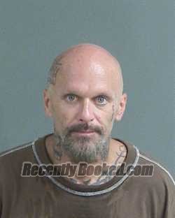 Recent Booking / Mugshot for QUENTIN STEPHEN HALE in Charleston County, South Carolina