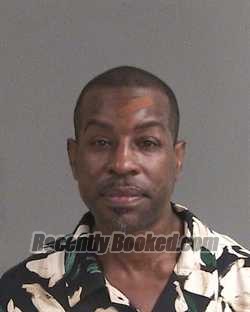 Recent Booking / Mugshot for ROBERT GRANT BUIE in Charleston County ...