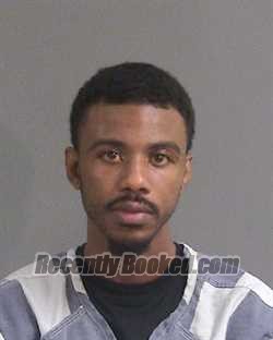 Recent Booking / Mugshot for JUSTYN DEANGELO DAVIS-WILSON in Charleston ...