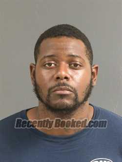 Recent Booking / Mugshot for TYRESS DEWESE ROBERTS in Charleston County ...