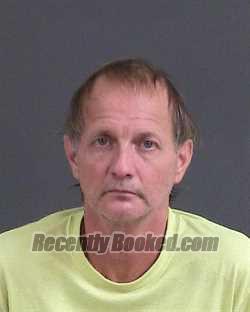 Recent Booking / Mugshot for WILLIAM JOSEPH NEWCOMB in Charleston ...