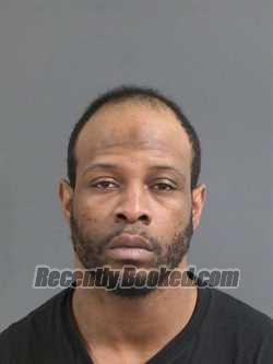 Recent Booking / Mugshot for JUSTIN LARON KNIGHT in Charleston County ...