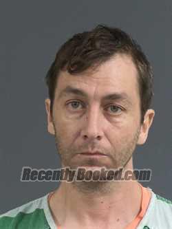 Recent Booking / Mugshot for JONATHAN DREW JOHNSON in Charleston County ...