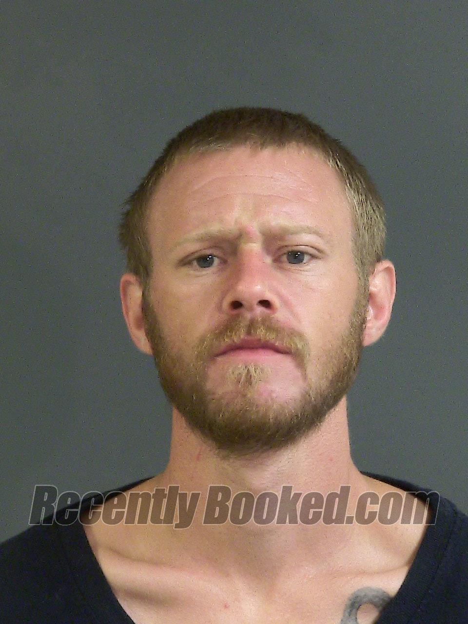 Recent Booking / Mugshot for THOMAS KEITH BUNCH in Charleston County, South Carolina