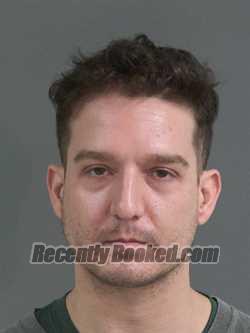 Recent Booking / Mugshot for GABRIEL MATTHEW LENNARTZ in Charleston ...