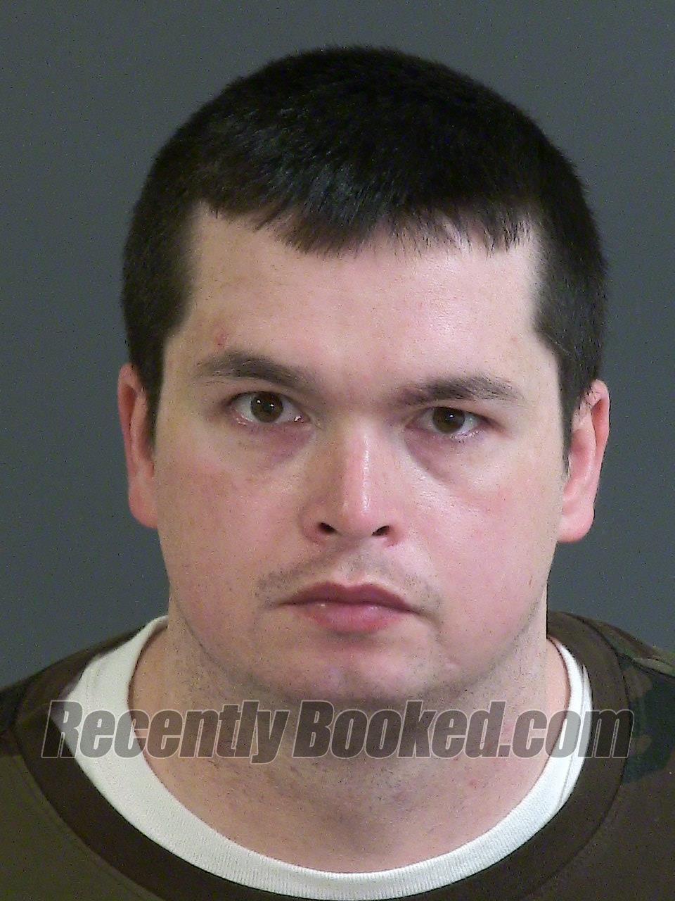 Recent Booking / Mugshot for LANE THOMAS FORNEY in Charleston County ...
