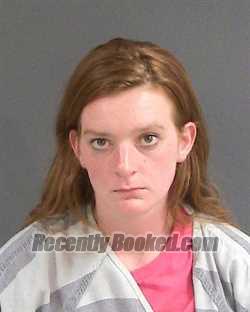 Recent Booking / Mugshot for SUMMER NYCOLE STEEN in Charleston County ...