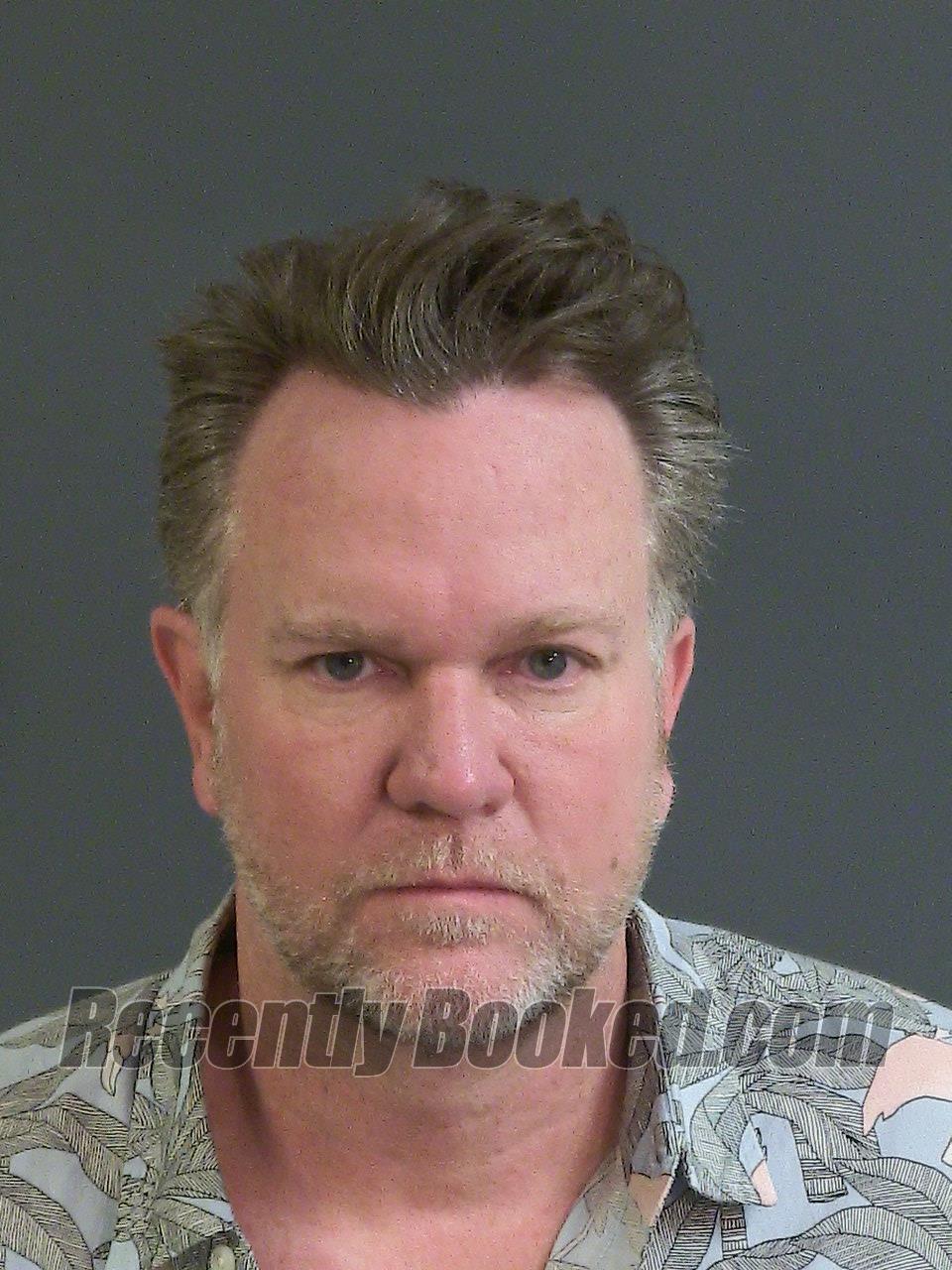 Recent Booking / Mugshot for THOMAS DAVID MCCASLIN in Charleston County ...