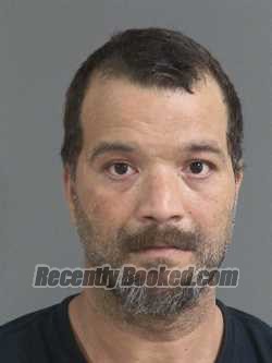 Recent Booking / Mugshot for DANIEL DEWAYNE TRACY in Charleston County ...