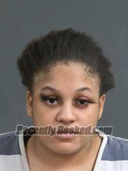Recent Booking / Mugshot for JADA ALEXIS GRANT in Charleston County ...