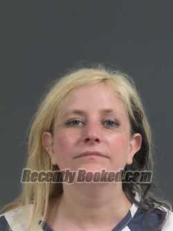 Recent Booking / Mugshot for GINGER LANELL MARTIN in Charleston County ...