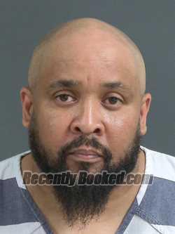 Recent Booking / Mugshot for ALFONSO DARNELL MEARES in Charleston ...