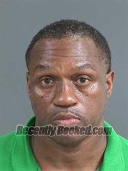 Recent Booking / Mugshot for OTIS SCOTT BENNETT in Charleston County ...