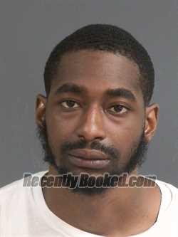 Recent Booking / Mugshot for WALTER JAMAR EASLEY in Charleston County ...