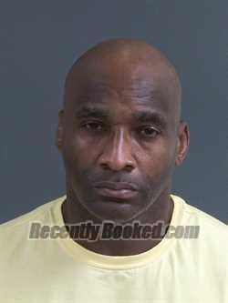 Recent Booking / Mugshot for DAVID LEE WILLIAMS in Charleston County ...