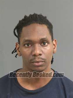 Recent Booking / Mugshot for DOMINIQUE JAMES MCBEE in Charleston County ...