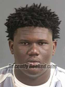 Recent Booking / Mugshot for NAYTRON DEAN PATTON in Charleston County ...
