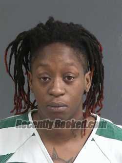 Recent Booking / Mugshot for KIASIA ALLISON WITTER in Charleston County ...