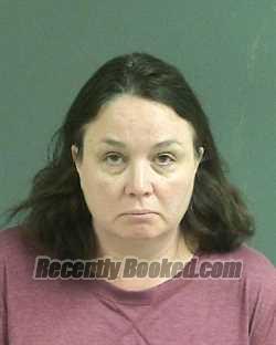 Recent Booking / Mugshot for AMANDA KAY ROSS in Charleston County ...