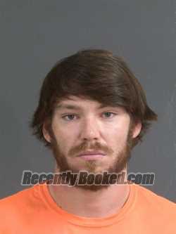 Recent Booking / Mugshot for HUNTER ALLEN CUSHMAN in Charleston County ...