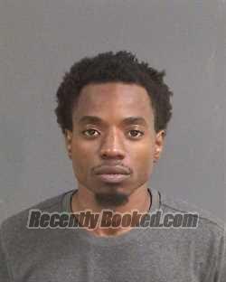 Recent Booking / Mugshot for ELIJAH BAJAHN MCINTOSH in Charleston ...